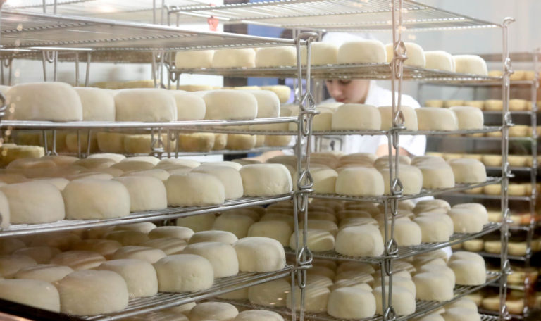 Tips for Pairing the Best Cheeses with Cabernet Sauvignon