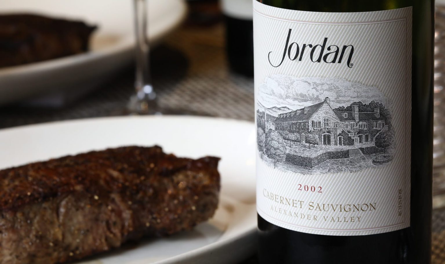 Wine and Steak Pairing Tips: Best Cuts for Different Cabernet Sauvignons